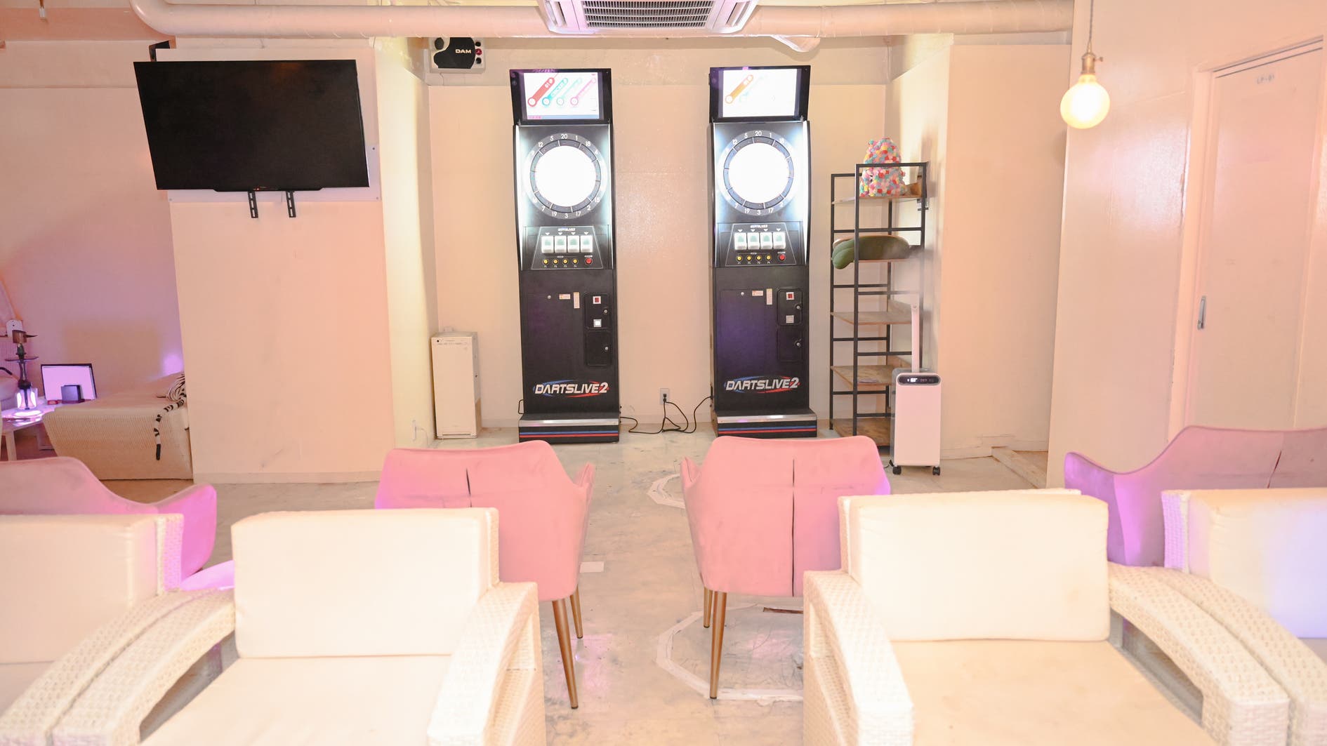 【渋谷⭐️徒歩5分のオシャレシーシャバー♪】インスタ映えな店内☆忘年会,新年会,サークル,合コンの写真3