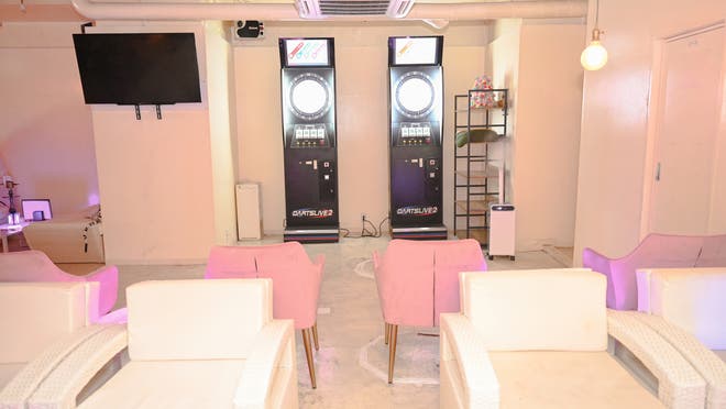 【渋谷⭐️徒歩5分のオシャレシーシャバー♪】インスタ映えな店内☆忘年会,新年会,サークル,合コンの写真3