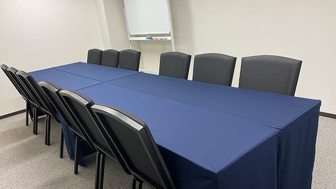 【TKP新大阪ビジネスセンター】ミーティングルーム4Fの写真1