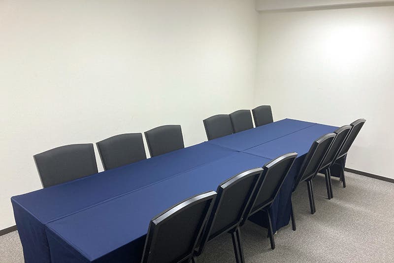 【TKP新大阪ビジネスセンター】ミーティングルーム4Gの写真1