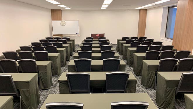 【TKP新宿カンファレンスセンター】カンファレンスルーム4Bの写真1