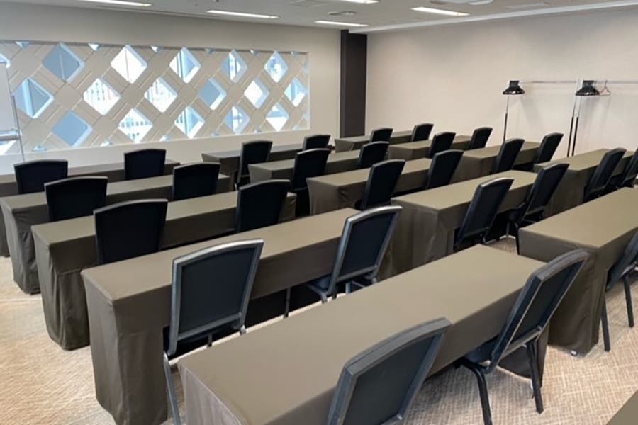 【TKP新宿西口カンファレンスセンター】カンファレンスルーム9Hの写真1