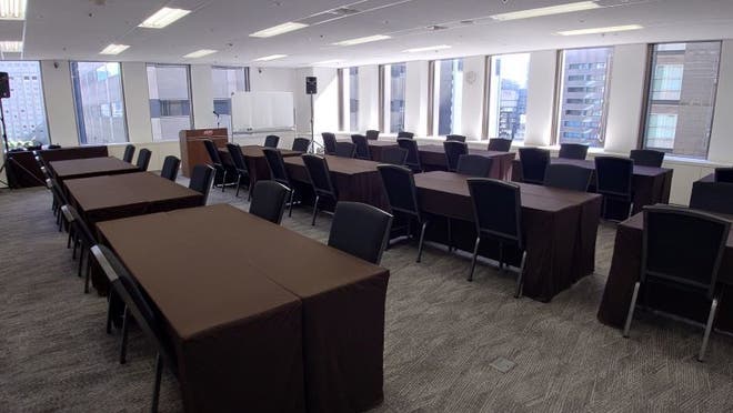 【TKP新橋カンファレンスセンター】ホール10Fの写真1