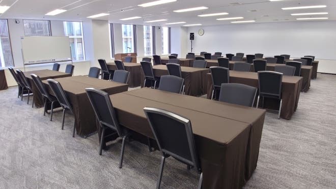 【TKP新橋カンファレンスセンター】ホール10Gの写真1