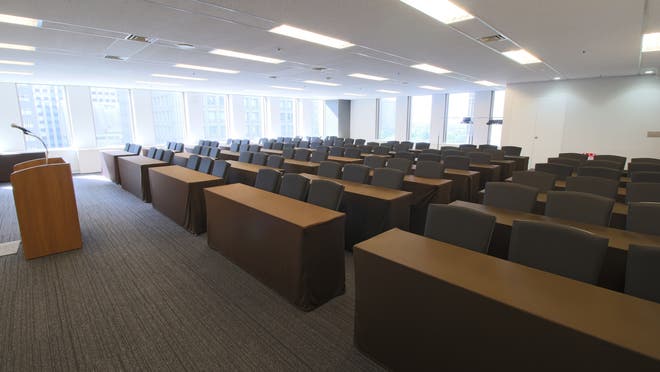 【TKP新橋カンファレンスセンター】ホール11Aの写真1