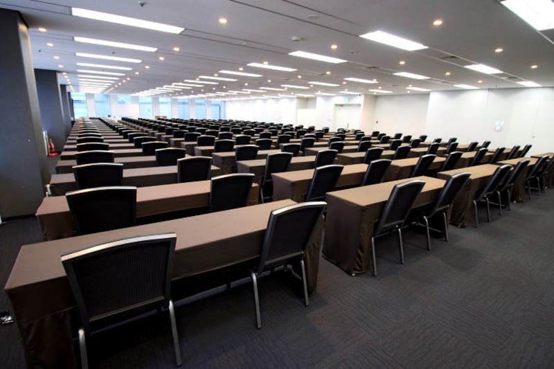 【TKP新橋カンファレンスセンター】ホール16Dの写真1