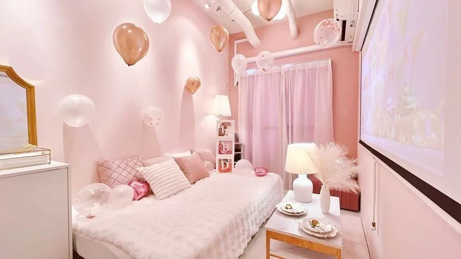 【🎀映えすぎピンクインテリア🎀】【クリスマス🎄】心斎橋5分🚃スクリーン鑑賞会🎞️デート💗推し活🫶未成年🆗学割🏫の写真10