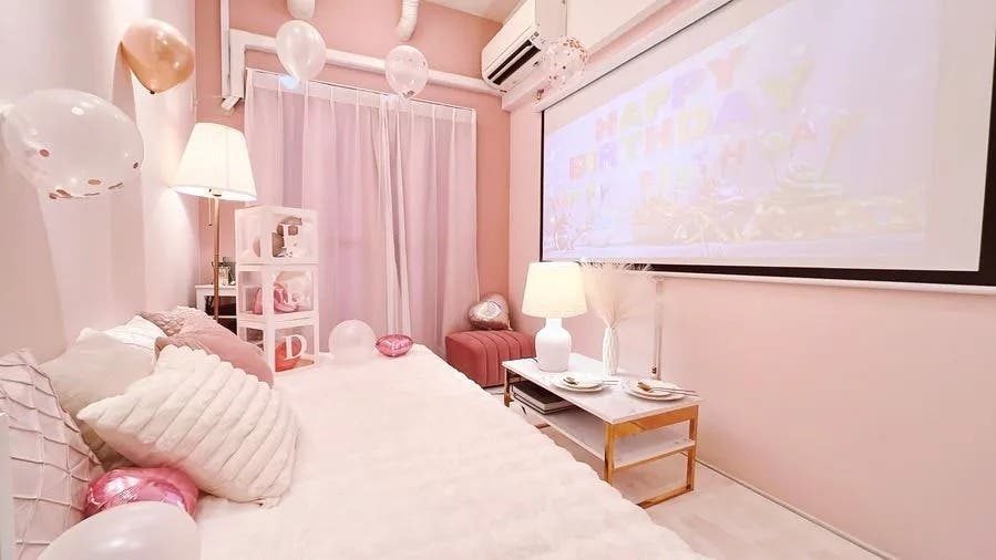 【🎀映えすぎピンクインテリア🎀】【クリスマス🎄】心斎橋5分🚃スクリーン鑑賞会🎞️デート💗推し活🫶未成年🆗学割🏫の写真11