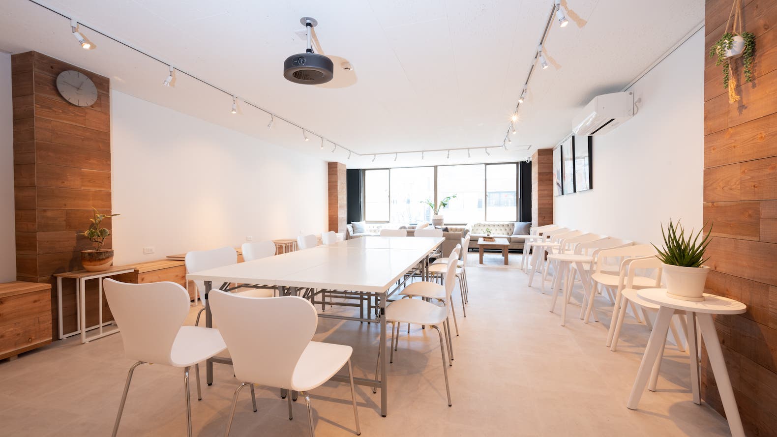 スペモ/心斎橋駅3分/大迫力プロジェクター/ビジネス/会議/セミナー/イベント/撮影/懇親会/説明会/659_Seed心斎橋の写真5