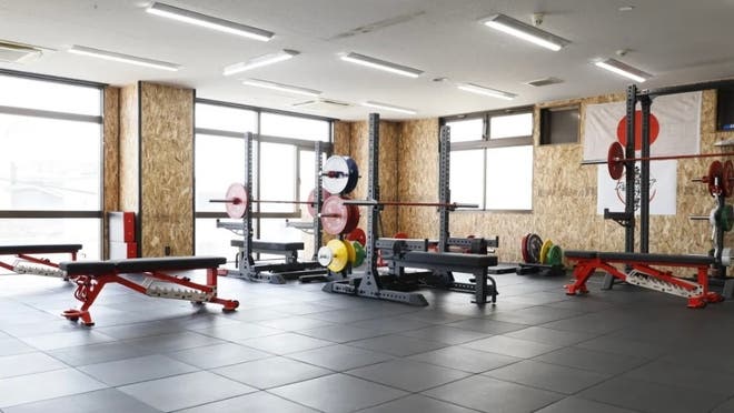 春日部市武里駅から徒歩1分のパワーリフティングジム!の写真2