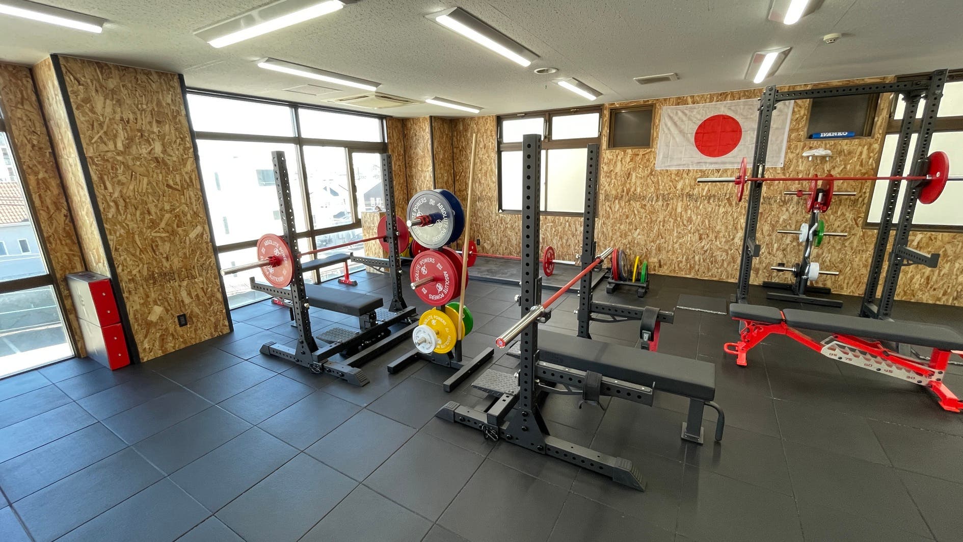 春日部市武里駅から徒歩1分のパワーリフティングジム！の写真5
