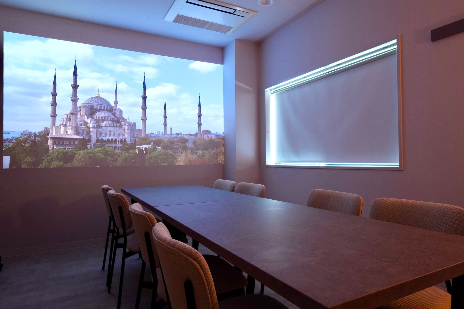 スペモ💫クリスマス🎄京都河原町/烏丸1分🚃100㌅大画面スクリーン🎬パーティ・ビジネスにも🖥️665_Earth河原町の写真15