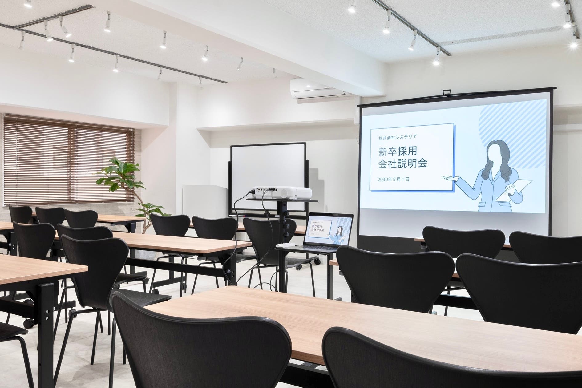 スペモ✨️【新大阪駅４分】最大40名/超高速NURO光/プロジェクター/マイク/モニタ/持込飲食🍴666_SMILE会議室新大阪の写真18