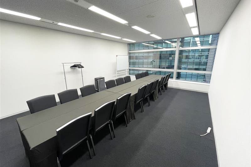 【TKP新橋汐留カンファレンスセンター】ミーティングルーム10Cの写真1