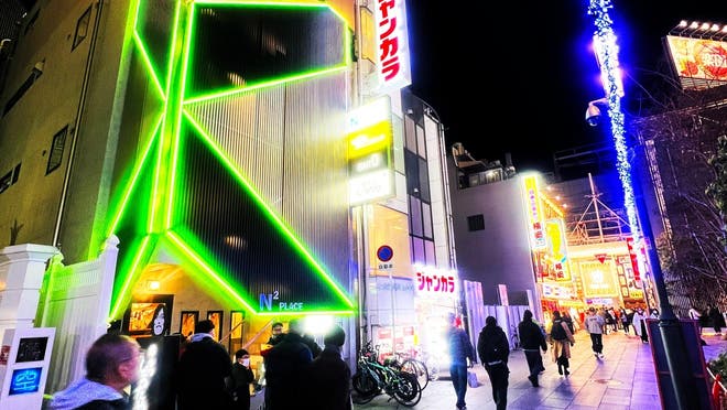 難波駅スグのバーカウンターありの広々スペースの写真10