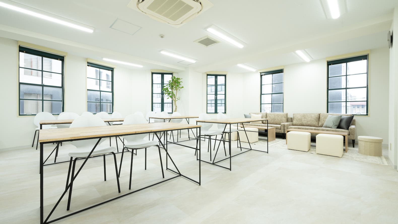 スペモ🏠️クリスマス🎄京橋駅1分🚃巨大プロジェクター🎥オフ会🎊イベント🎉撮影📸ビジネス✨️会議.821_Biz京橋の写真10