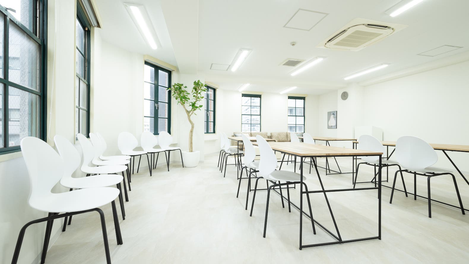 スペモ🏠️クリスマス🎄京橋駅1分🚃巨大プロジェクター🎥オフ会🎊イベント🎉撮影📸ビジネス✨️会議.821_Biz京橋の写真13