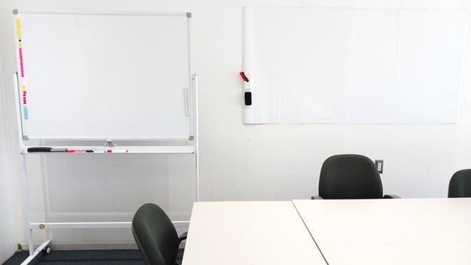 【柏駅徒歩3分】ビジネスに最適!8名まで利用可能な貸会議室(会議室4)の写真13