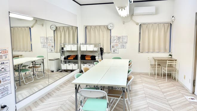 🆕横須賀中央駅4分✨ダンス・ヨガ・トレーニングにおすすめのレンタルスタジオ🪩2~5名利用に最適・大型鏡あり🪞3h以上の利用で割引の写真5