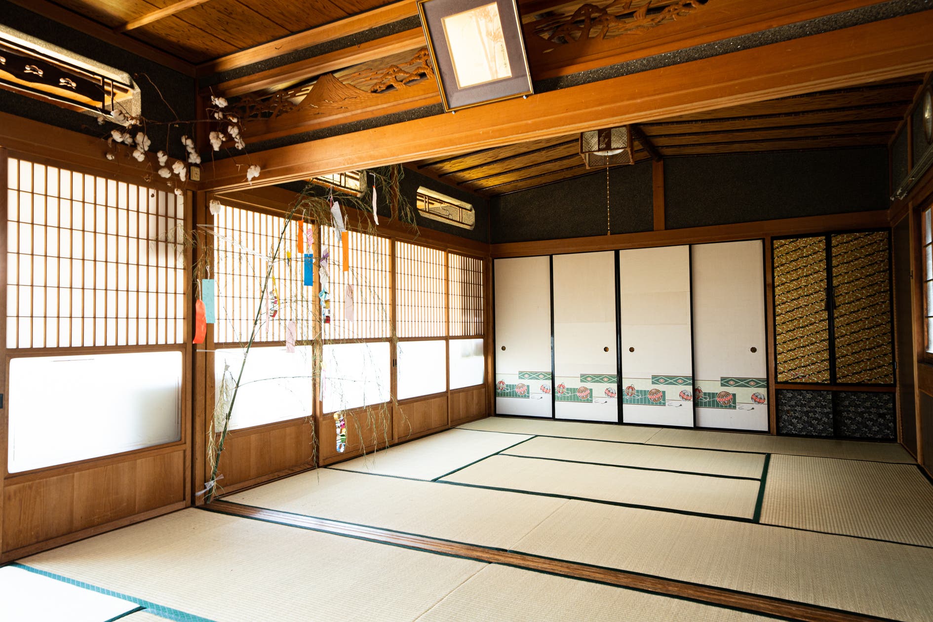 開放的なくつろげる古民家和室の写真4