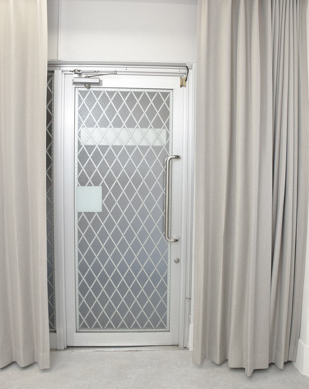 神戸長田駅から徒歩10分以内にあるシンプルな撮影スタジオの写真8