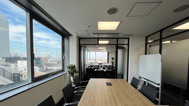 馬車道駅から徒歩3分!横浜赤レンガ倉庫・よこはまコスモワールド・富士山を一望できるビル最上階の明るい大スペース「みなと」の写真3