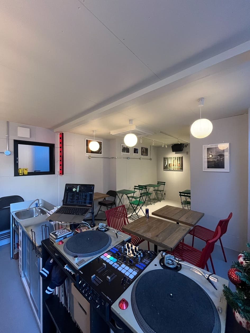 DJ機材利用料（DJのブッキングも込み）の画像1