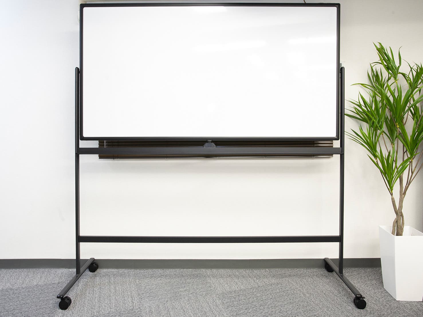 🌸2025年3月NEWOPEN✨赤坂駅2分/最大34名/光回線/ビジネス/会議/懇親会/撮影/ボドゲ/セミナーにも最適の写真16