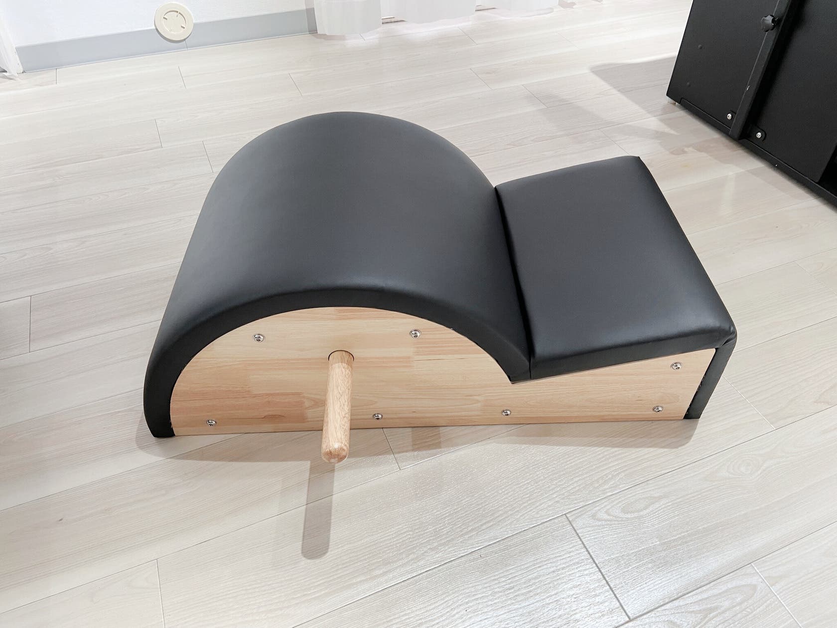 【恵比寿駅3分×マシンピラティスレンタルスタジオ/33㎡で広々】駅近 備品充実 白基調 清潔感のあるプライベートスタジオの写真12