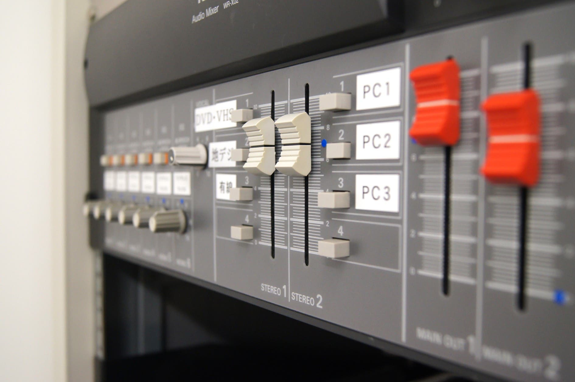 【柏駅徒歩3分】ビジネスに最適！12名まで利用可能な貸会議室（会議室１）の写真16