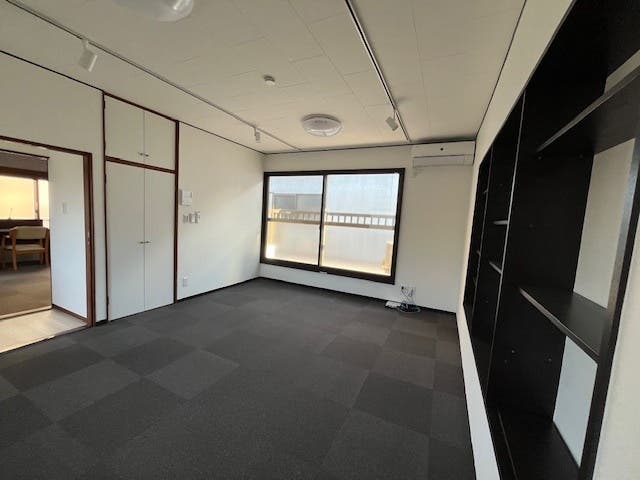 春日部駅からバス10分　バス下車徒歩５分　閑静な住宅街にある１軒屋タイプのスペースの写真5