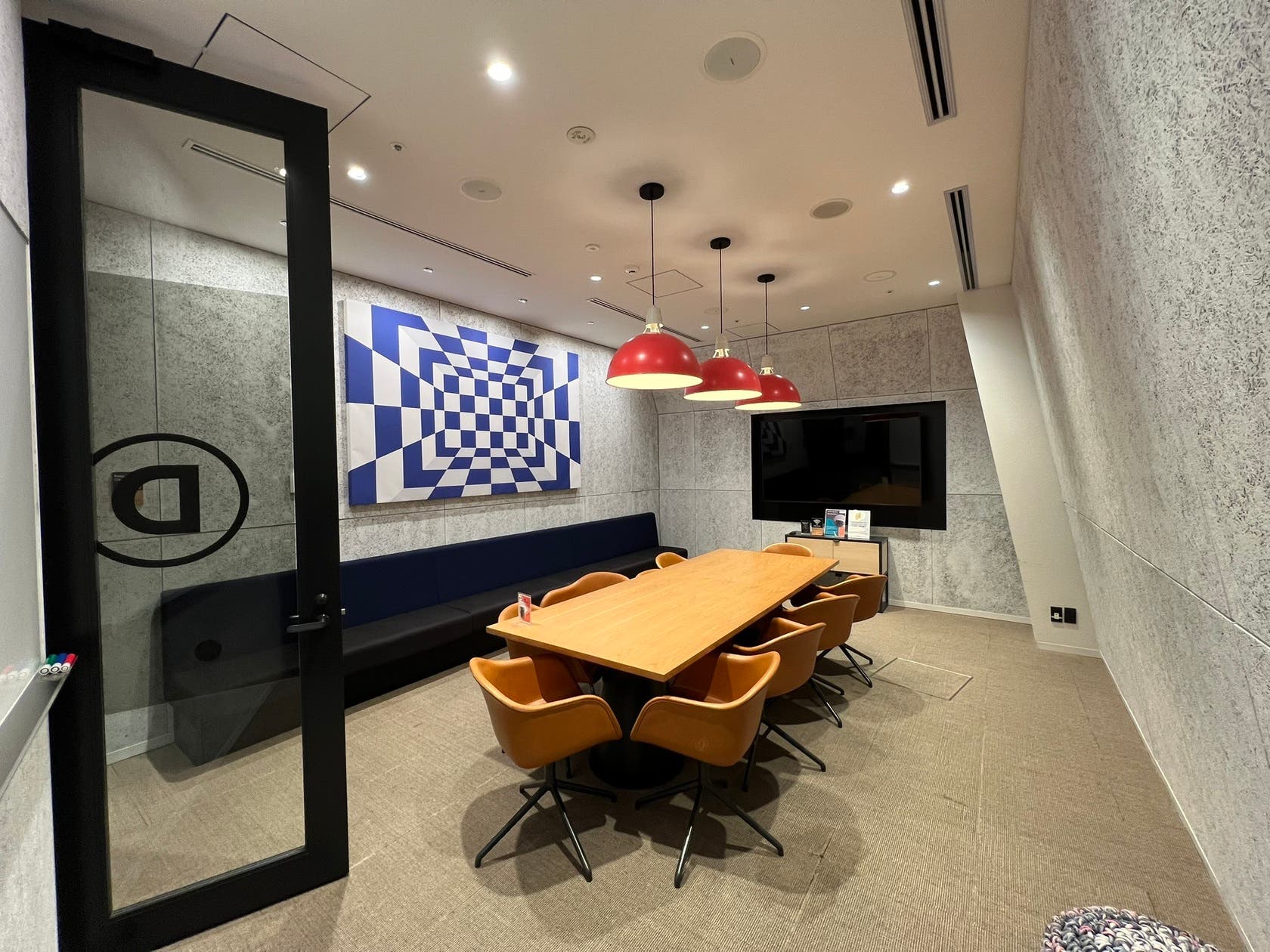 原宿 アイスバーグ  モダンで開放感のある空間が、特別なひとときを演出！【miuchi株式会社】の写真6