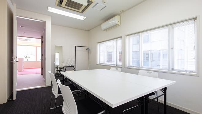 【外苑前駅徒歩5分】青山の一戸建てを一棟貸切で・控室や個室も複数ご用意(Wi-Fi・モニター完備)の写真4