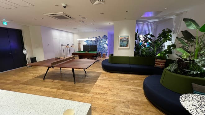 ビジネスシーンの枠を超え、 遊び心あふれるひとときを「大人の隠れ家」で!【miuchi株式会社】の写真2