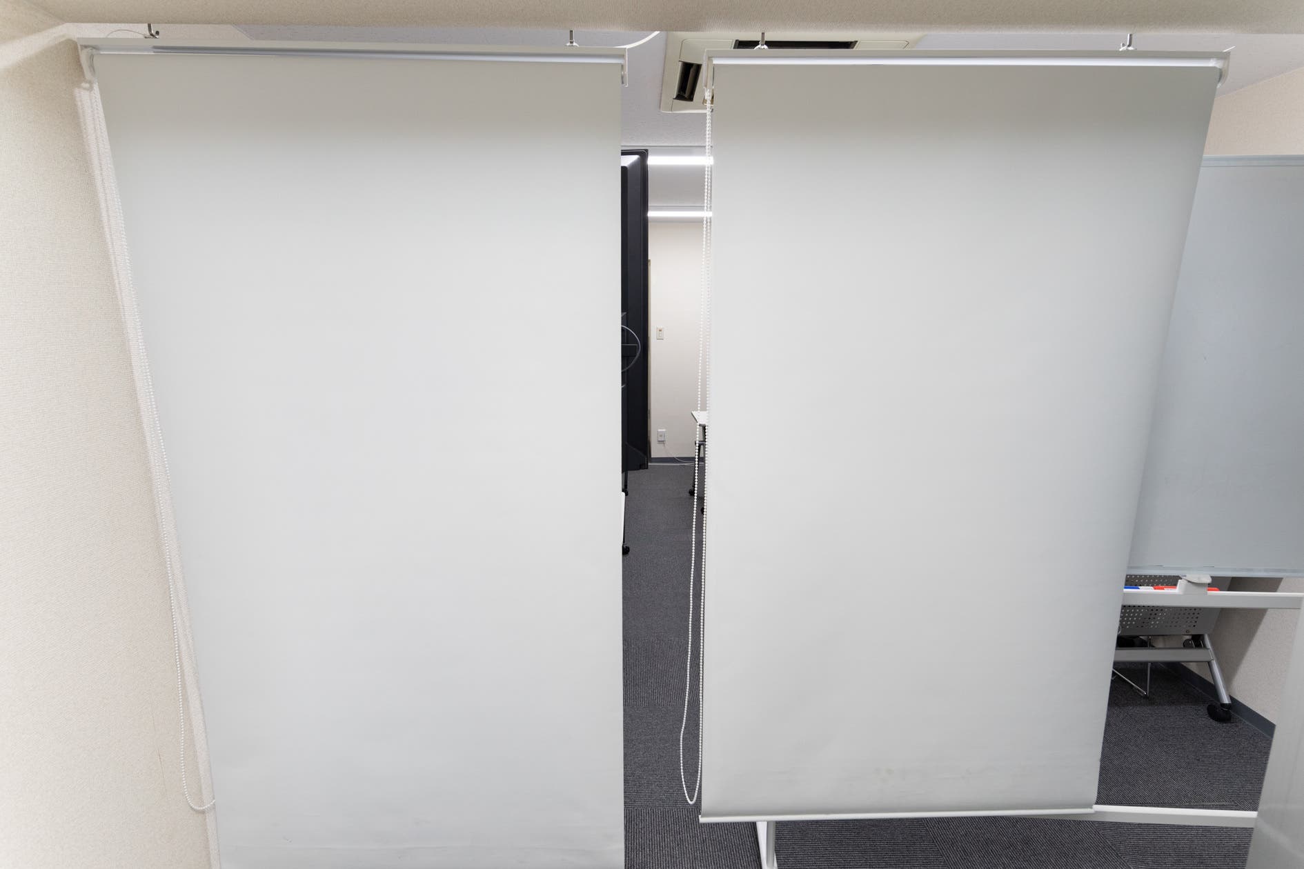 【リモートベース丸の内】⚡️15人会議室⚡️大型モニター⚡️リモートワークに最高アーロンチェア⚡️丸の内駅2分⚡️の写真10