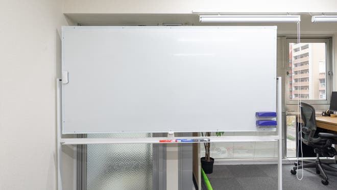 【リモートベース丸の内】⚡️15人会議室⚡️大型モニター⚡️リモートワークに最高アーロンチェア⚡️丸の内駅2分⚡️の写真14