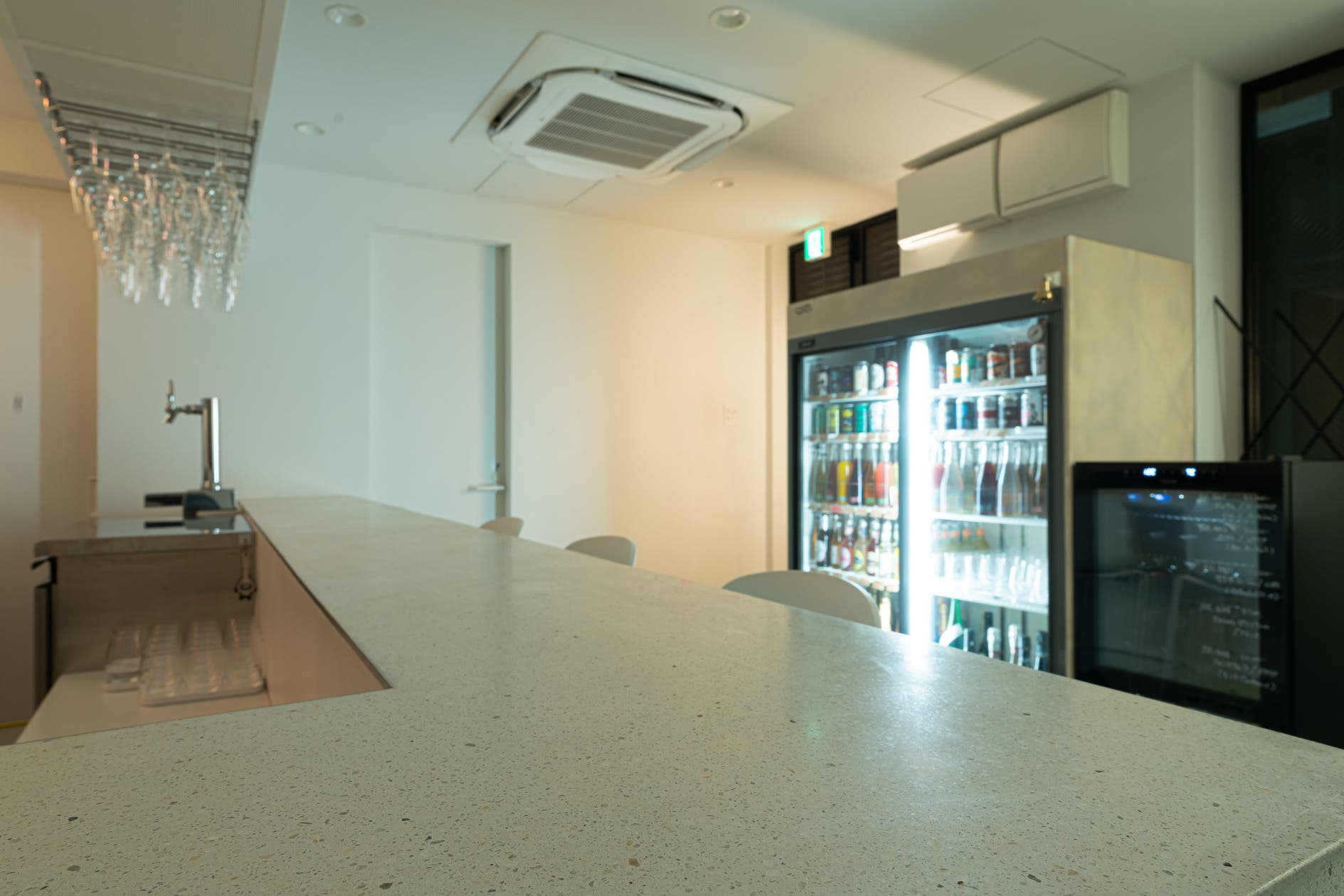 パーティ・写真撮影に最適！　日本橋駅徒歩2分のバーの写真10