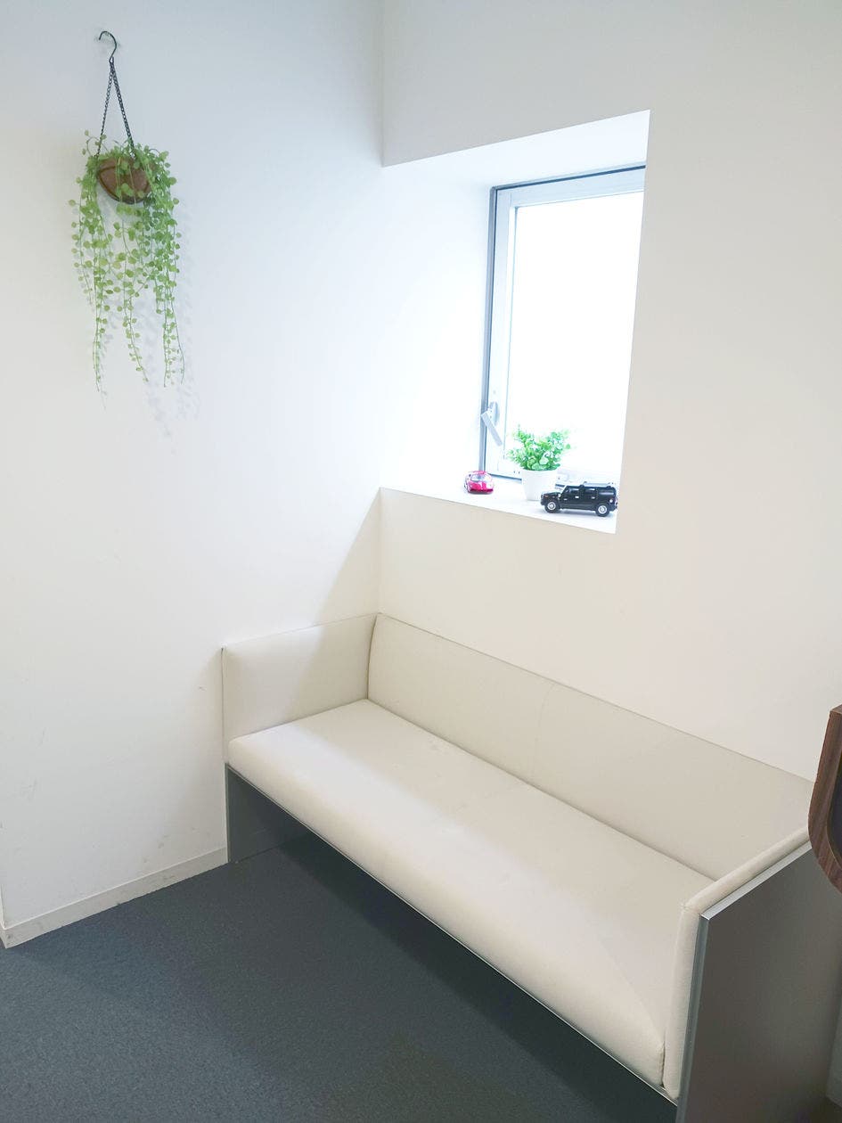 【柏駅徒歩3分】ビジネスに最適！12名まで利用可能な貸会議室（会議室１）の写真9