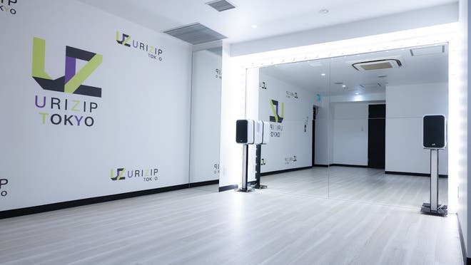 渋谷駅から徒歩1分のダンススタジオの写真2