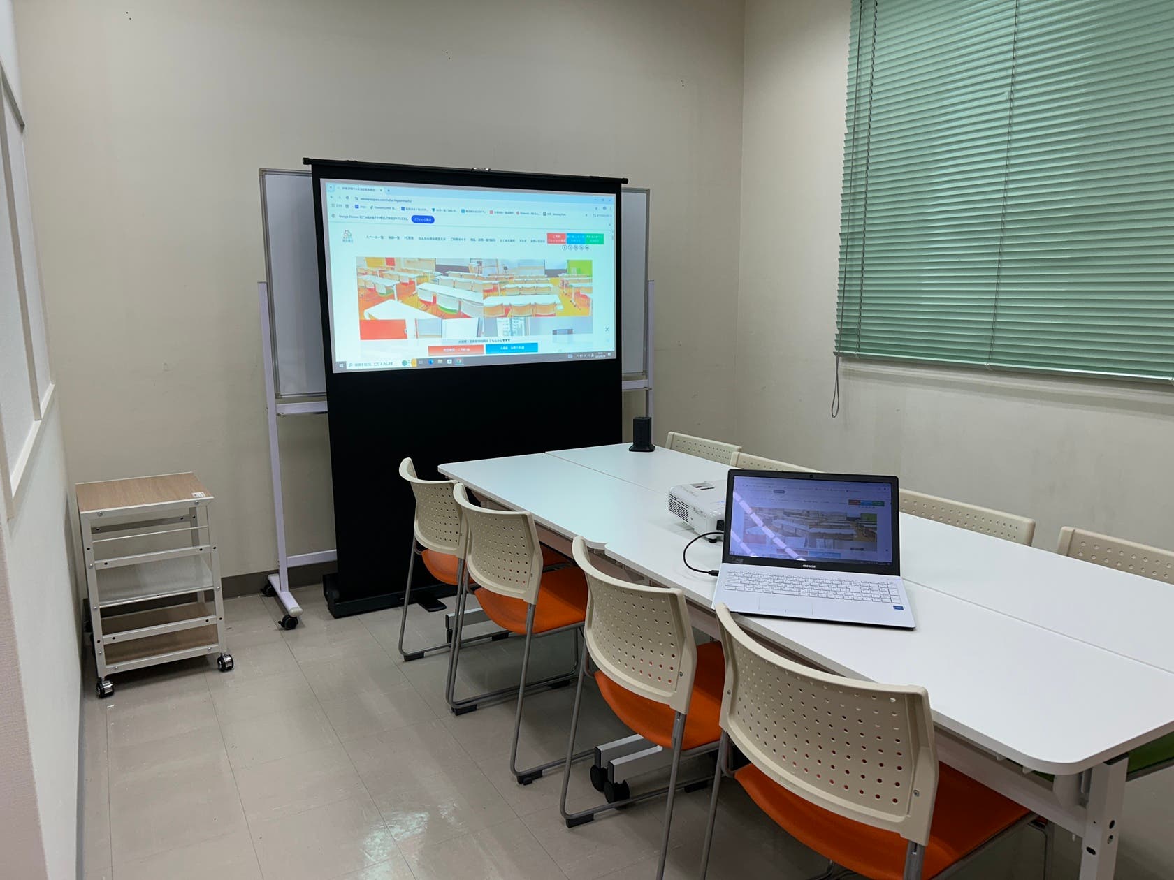 【旭橋駅徒歩5分】定員8＋α名！プロジェクター含む備品・高速Wi-Fi無料！東町102会議室の写真6