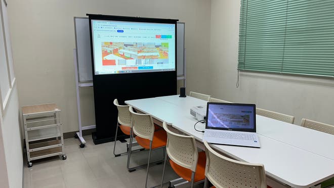 【旭橋駅徒歩5分】定員8+α名!プロジェクター含む備品・高速Wi-Fi無料!東町102会議室の写真6