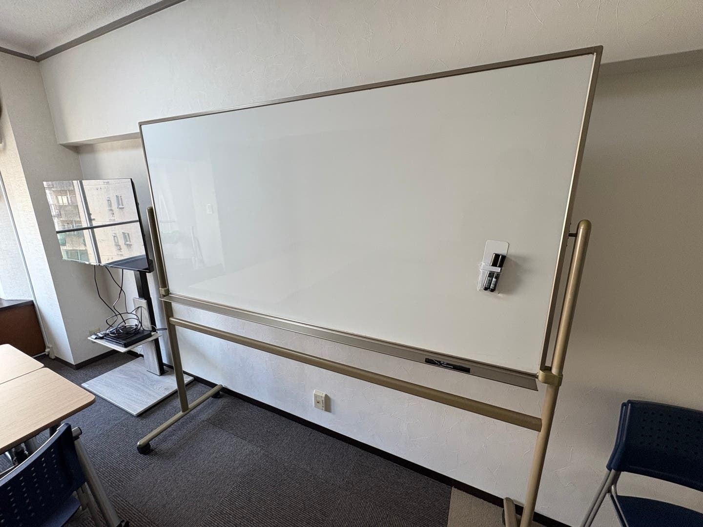金山の会議室🌿24時間飲食ok!4Kモニター/Wi-Fi有📺️金山駅徒歩1分の写真7