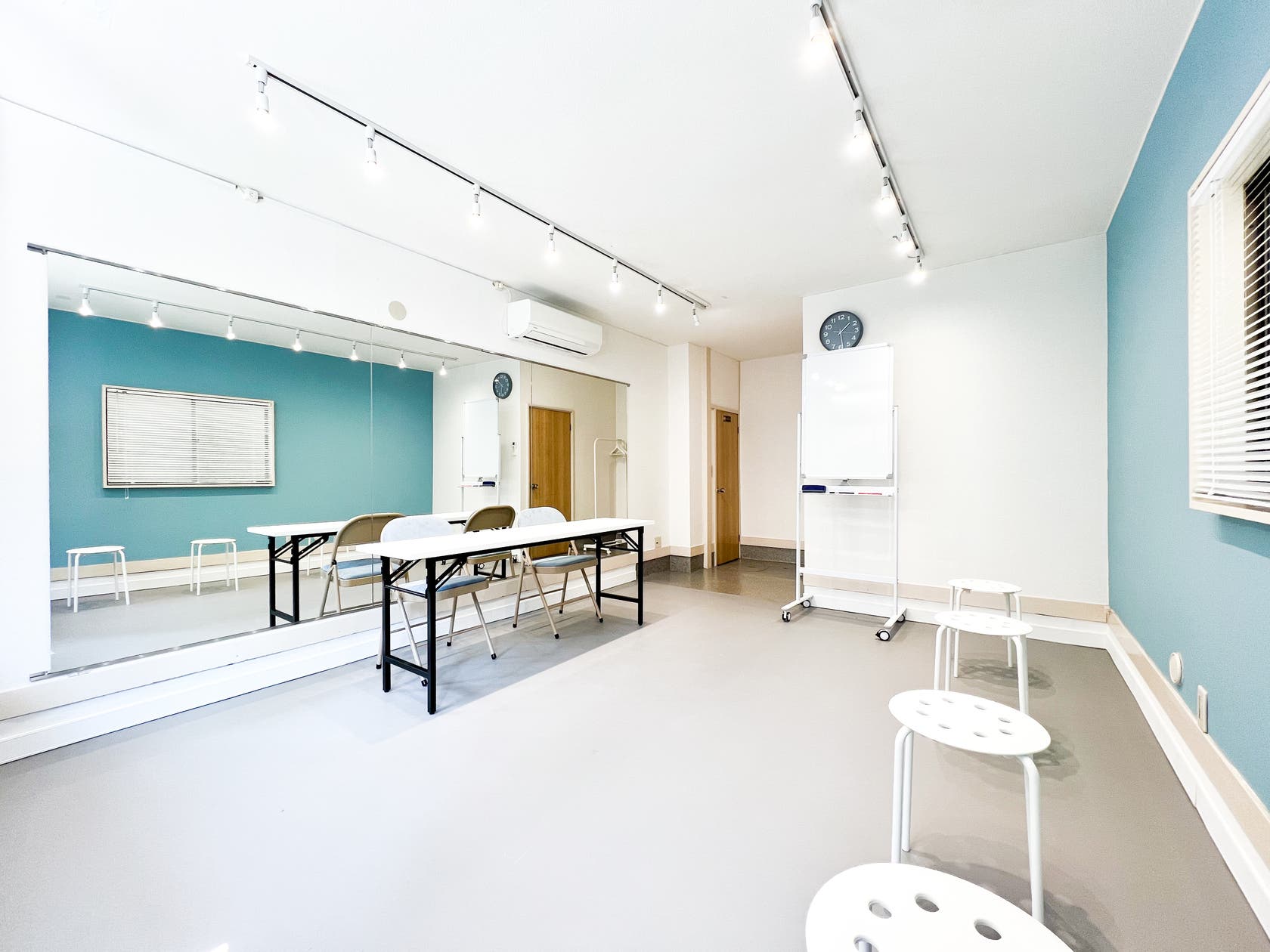 【地域最安値✨】ＪR西日暮里5分！最高級舞台床リノリウム・ダンス・バレエ・フラダンス等気軽に使えるかわいいスタジオ！の写真8