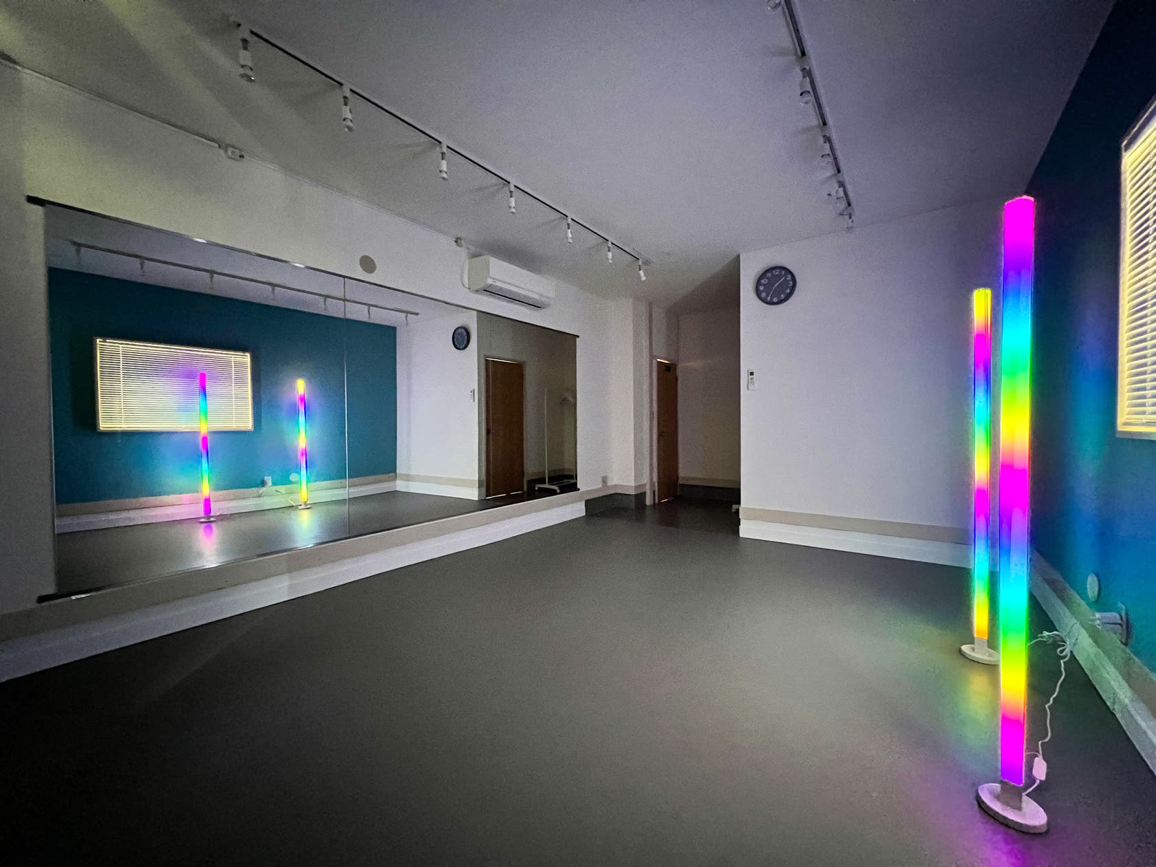 【地域最安値✨】ＪR西日暮里5分！最高級舞台床リノリウム・ダンス・バレエ・フラダンス等気軽に使えるかわいいスタジオ！の写真10