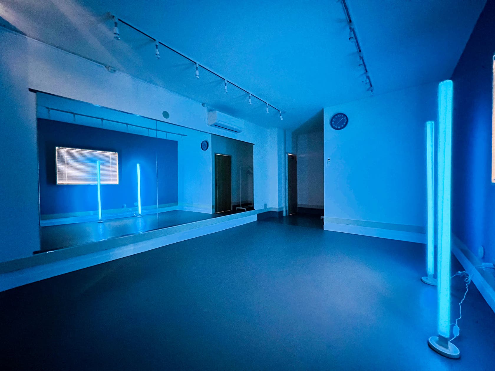 【地域最安値✨】ＪR西日暮里5分！最高級舞台床リノリウム・ダンス・バレエ・フラダンス等気軽に使えるかわいいスタジオ！の写真11