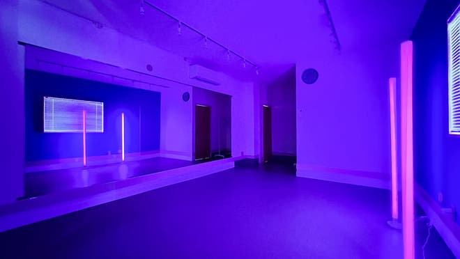 【地域最安値✨】JR西日暮里5分!最高級舞台床リノリウム・ダンス・バレエ・フラダンス等気軽に使えるかわいいスタジオ!の写真12