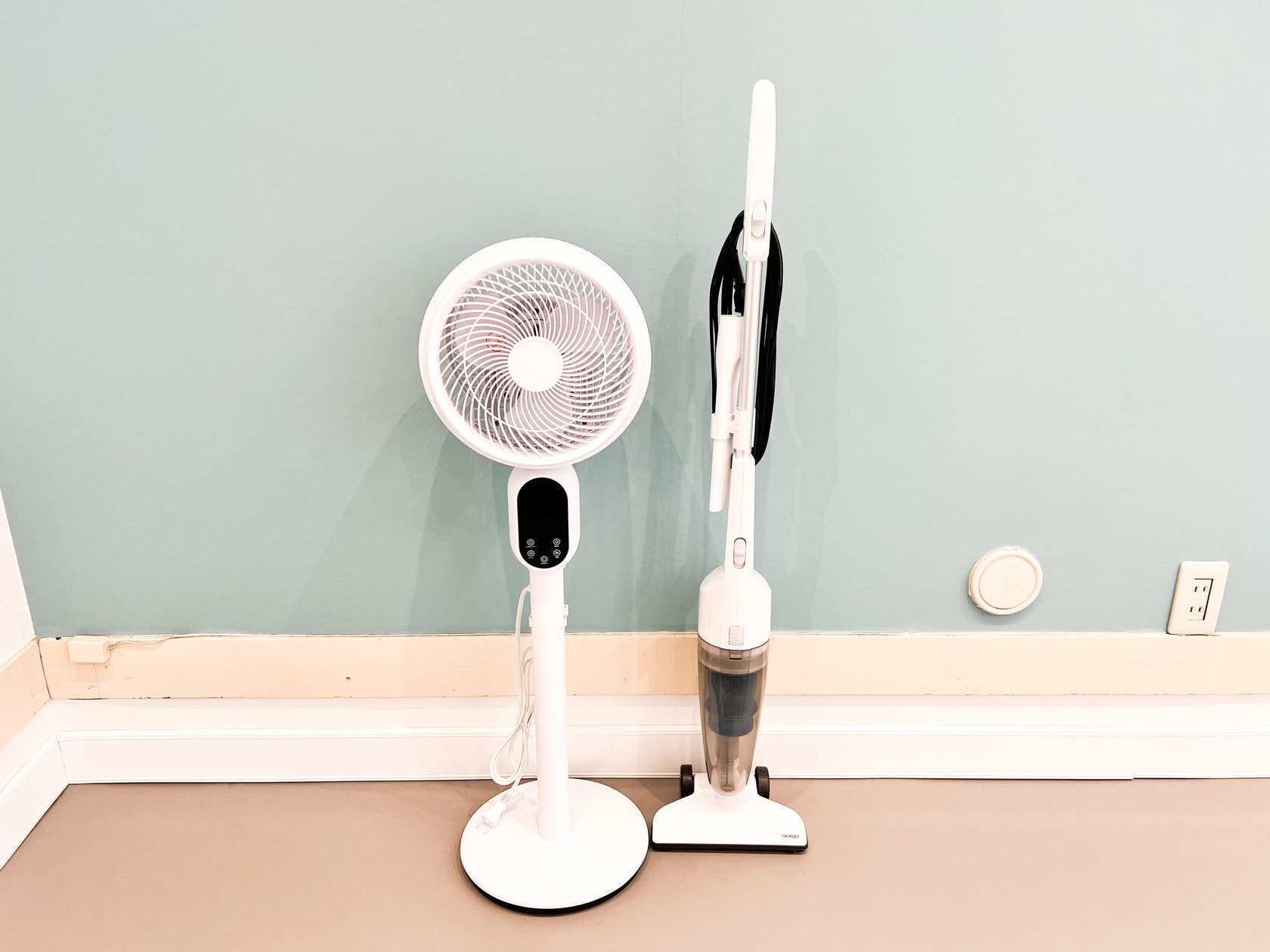 【地域最安値✨】ＪR西日暮里5分！最高級舞台床リノリウム・ダンス・バレエ・フラダンス等気軽に使えるかわいいスタジオ！の写真17