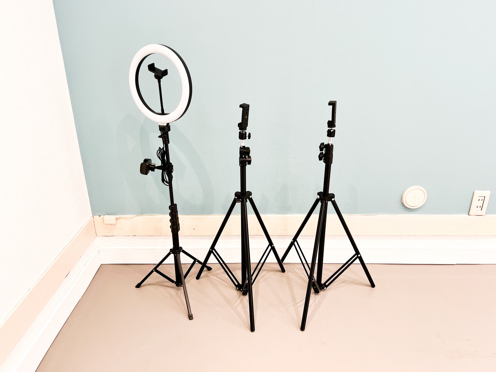 【地域最安値✨】ＪR西日暮里5分！最高級舞台床リノリウム・ダンス・バレエ・フラダンス等気軽に使えるかわいいスタジオ！の写真18