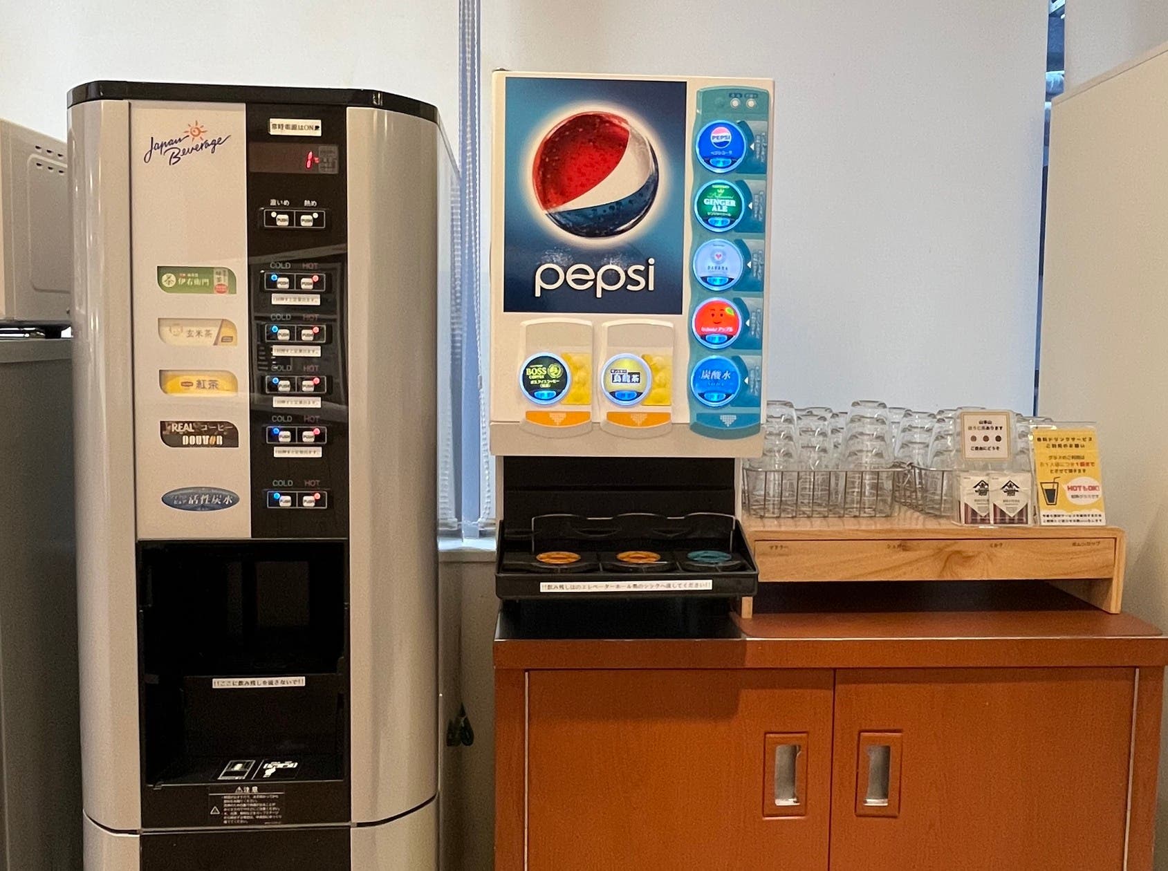 【大阪・梅田エリア/中津駅徒歩1分！】WEB会議・電話可能な超便利ワークスペース！ドロップインで利用可能！の写真7