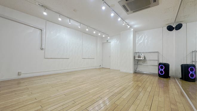 【仙台駅徒歩10分】少人数向けBスタジオ|1〜7名OK✨LED照明×Bluetooth音響完備の写真3